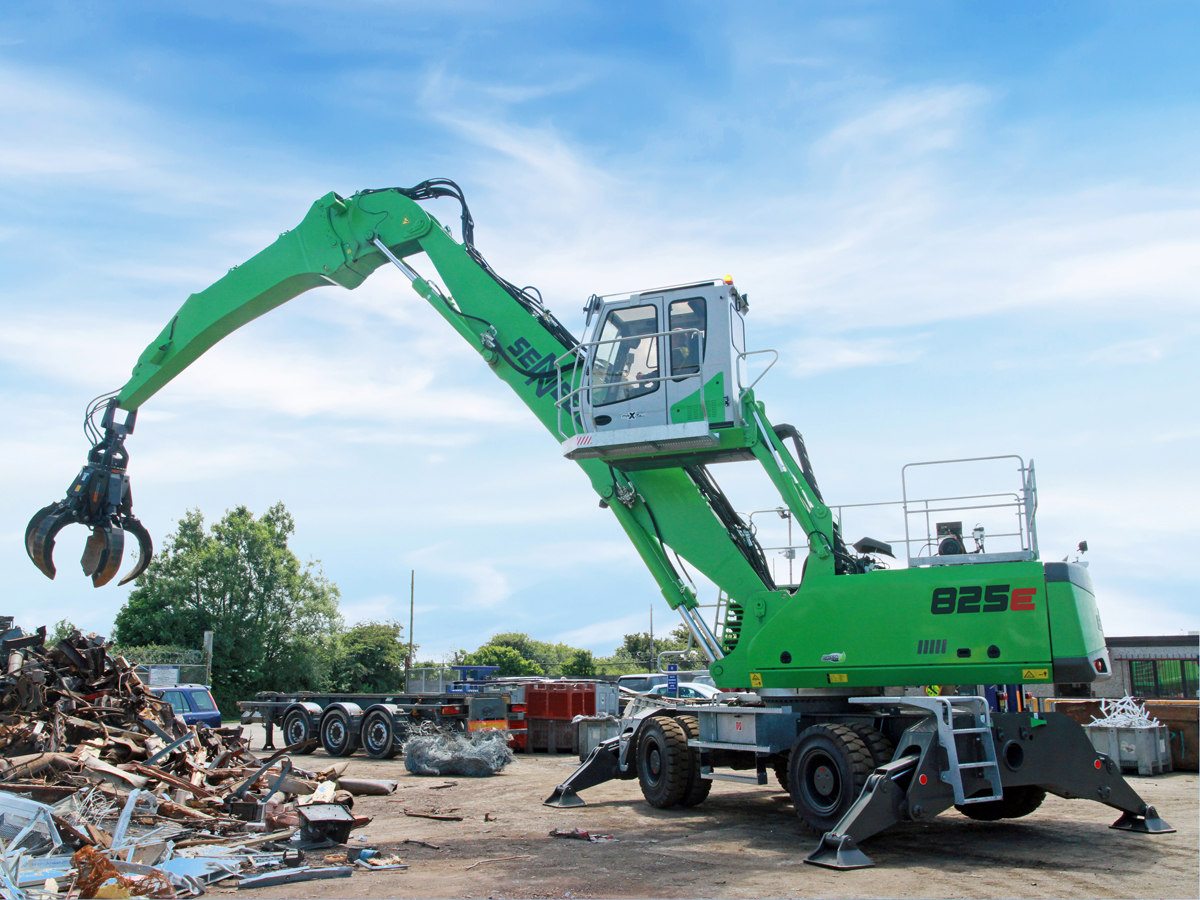 825 M Vario Tool E- Series - Volvo Construction Equipment & Services